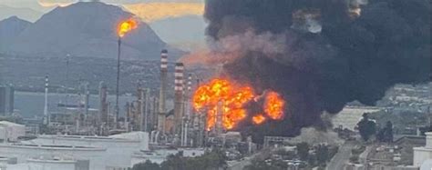 Φωτιά στο διυλιστήριο της Motor Oil στους Αγίους Θεοδώρους Μήνυμα 112 για εκκένωση [βίντεο