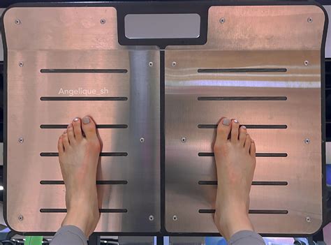 Guess Where I Am R Asianfeet2