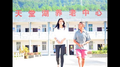 장가 가는 것을 포기하고 주워 온 딸을 20년 동안 키운 사내 Youtube