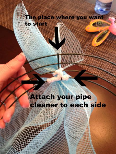 Tawny S Tid Bits Mesh Wreath Tutorial