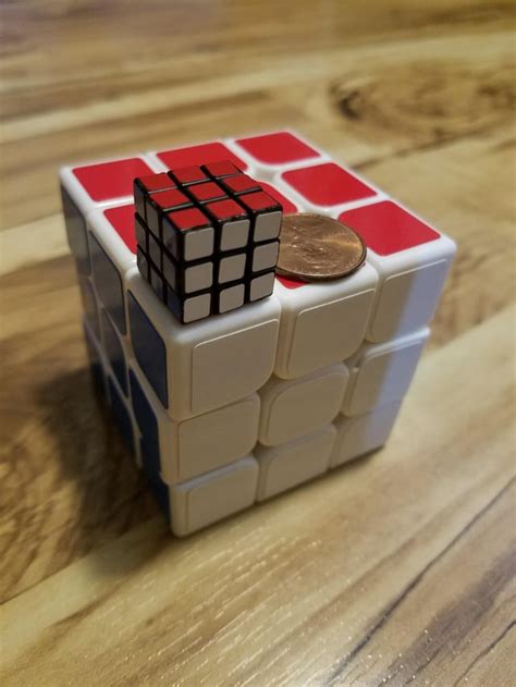 Very Tiny Cube Cubers