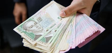 НБУ не вводитиме банкноту 5000 грн чи буде в Україні купюра 5000 грн копійки перейменують на