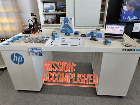 Camilo Parra Palacio On Linkedin Robotics Hp Edtech Hourofcode Tinkercad