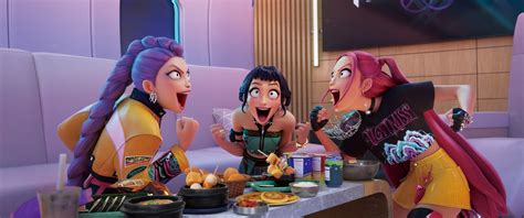 실감과 공감 사이 놓인 디테일의 다리