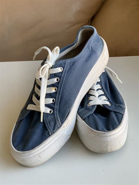 Кеди на платформі — ціна 200 грн у каталозі Кеди Купити жіночі речі за доступною ціною на Шафі