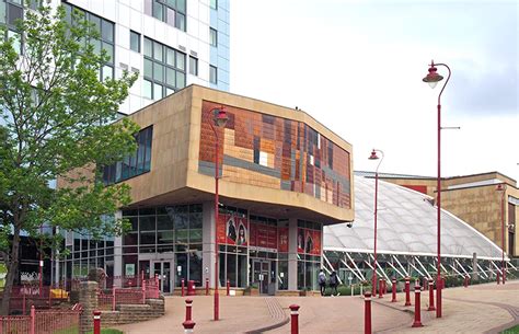 브래드포드 대학교 빠르게 성장하는 영국 명문대학교 진학하기 Ien