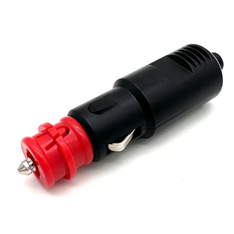 Штекер в прикуриватель 12В 24В 8А предохранитель крепление провода на винт с кембриком купить