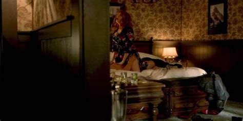 Christina Hendricks Sexy Tin Star 4 Pics  And Video Thefappening