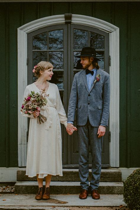 Intimt Bröllop I Göteborgs Rådhus Med Retrokänsla Pim Christopher