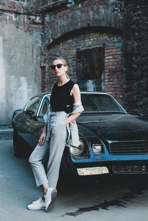 40 Ultimate Essentials For Chic Fashion Style Panaprium