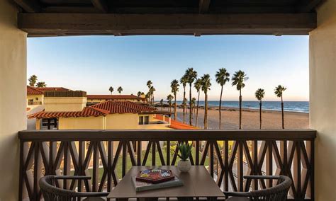 Suites Zachari Dunes On Mandalay Beach Curio Collection By Hilton