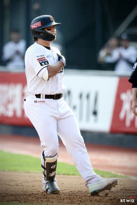 강백호 7월말은 돼야 복귀 늦어진다 100억 Fa 잭팟이 기다리는데