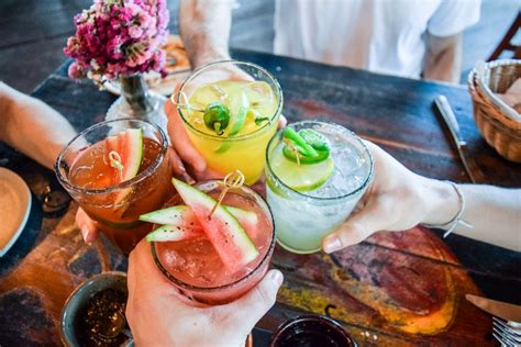 23 Easy Cocktails To Make At Home You Must Try Wow Its Veggie