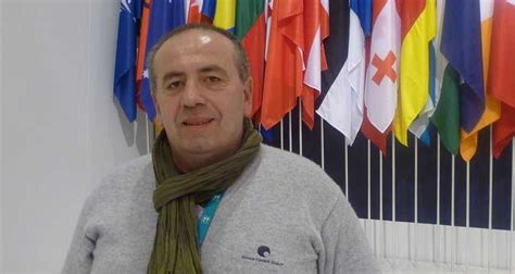 ყველაზე ნაძირალა ტიპაჟი კაცი რომელიც ციხეში უნდა იჯდეს ქოცებმა რექტორად დანიშნეს რას წერს