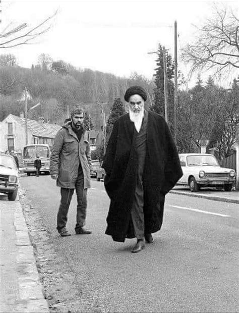 الامام الخميني Karbala Photography Iran Pictures History Pictures