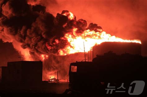 이스라엘 예멘 공습에 사우디 자제하라이란은 강력 규탄 뉴스1