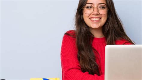 9 Top Tips On How To Get A First Class Degree At University