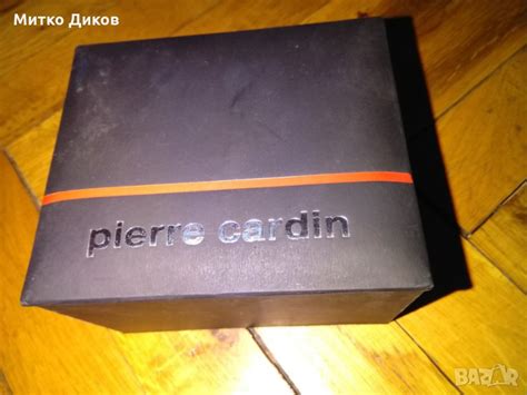 Кутия за часовник Пиер Карден възглавничка инструкция резервни звена за верижка в Други в гр