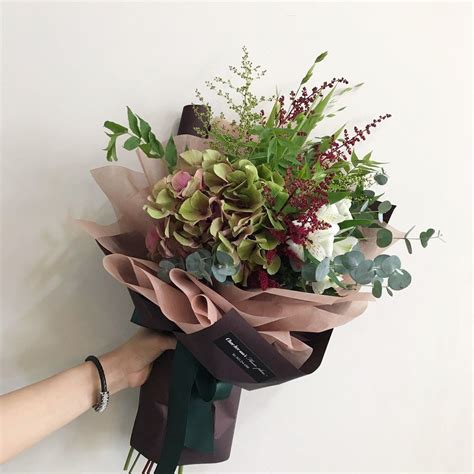 꽃모닝 꽃 눈뜨다 채희수플라워 0432544300 오늘은 멋스러운 꽃다발로 꽃모닝해요~ 채희수플라워 꽃다발 드라이플라워 핸드타이드 꽃