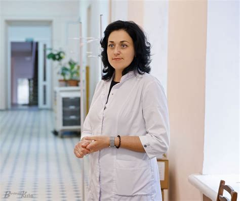 Чотирилапий реабілітолог Доктор Рем допомагає пораненим військовим повернутися до життя