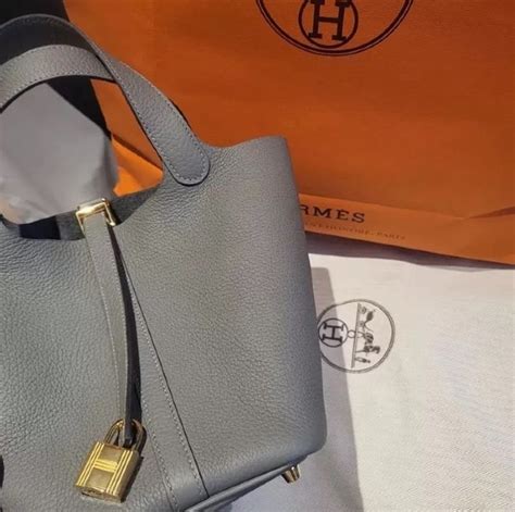 감스트가 여자친구 뚜밥에게 준 생일선물 공개되자 반응 폭발했다 금액 포스트쉐어