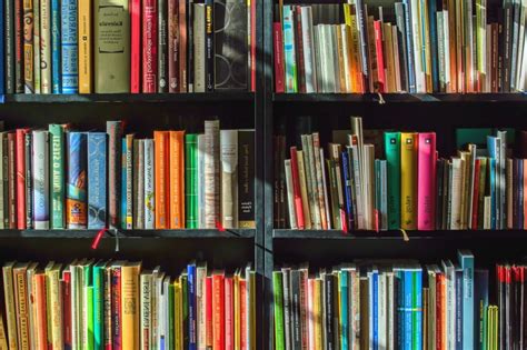 무료 사진 책장 선반 수집 오래 된 도서관
