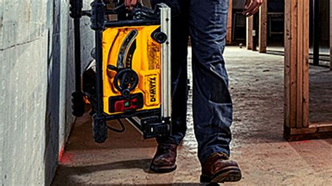 How To Unlock A Dewalt Table Saw