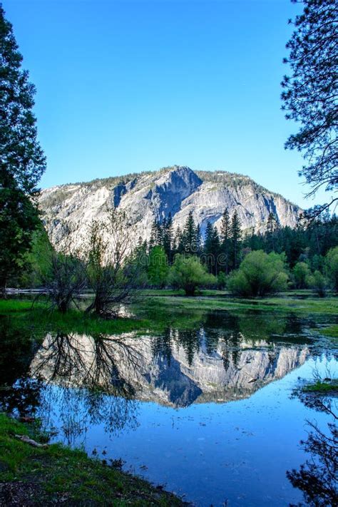 Yosemite Mirror Lake Reflection Stock Image Image Of Park National