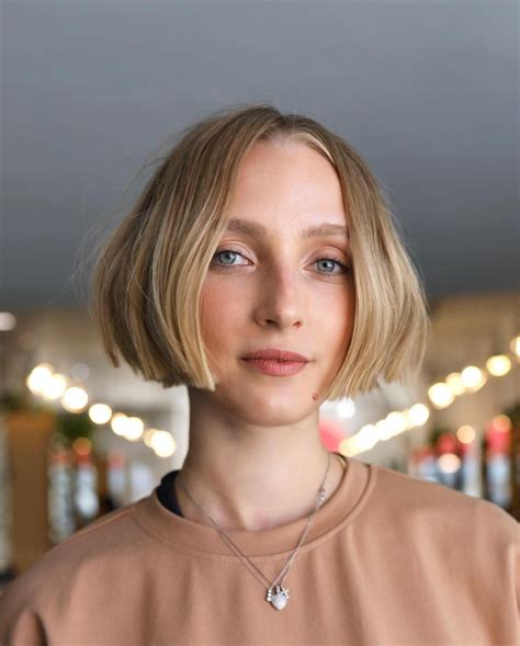 50 Trendiest Short Blonde Bob Hairstyles In 2025
