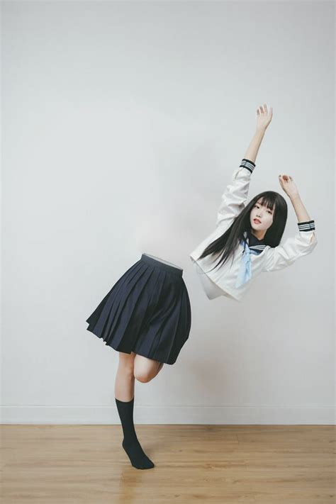 girl cut in half by simyung on deviantart