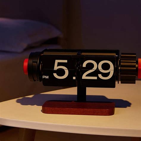 Fipka Retro Flip Clock Flip Table Clock Wooden Mechanical Automatic With Alarm Clock For Home