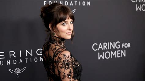 Dakota Johnsons Sheer Lace Gucci Look Is The Ultimate Revenge Dress