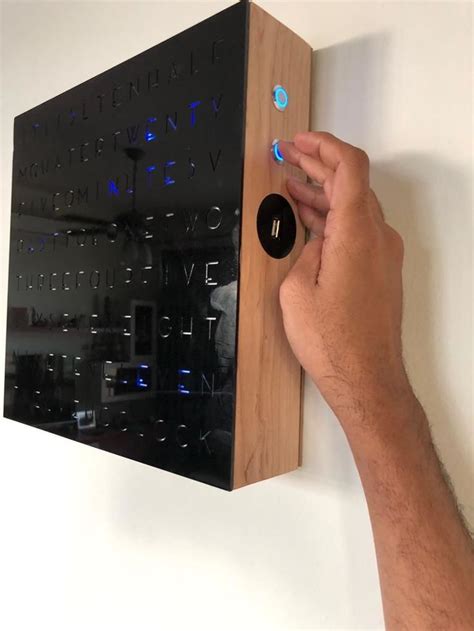 Minimalistic Word Clock Clock Electronics Projects Minimalist