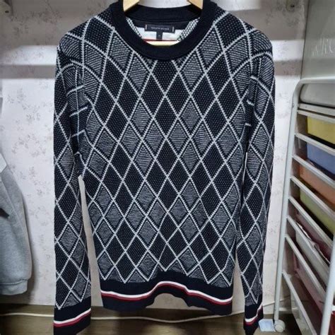 타미 M 레어 니트티 맨투맨 남여공용 헬로마켓