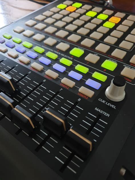 APC Akai Professional APC Audiofanzine