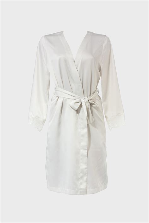 Женский белый халат brabrabra SLZ23405001 — MD-Fashion