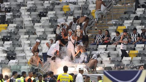 Stjd Pune Atlético Mg Em Seis Jogos Por Incidentes Na Final Da Copa