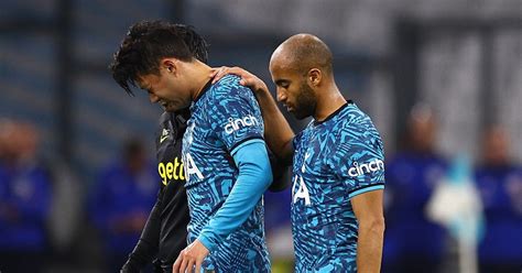 손흥민 수술 단순 골절이어야 마스크 착용 → 월드컵도 가능