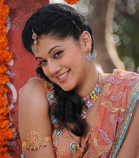 Tapsee Pannu Hot Photos