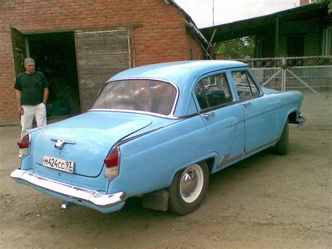 Used 1970 GAZ Volga Photos, 2445cc., Gasoline, FR or RR, Manual For Sale