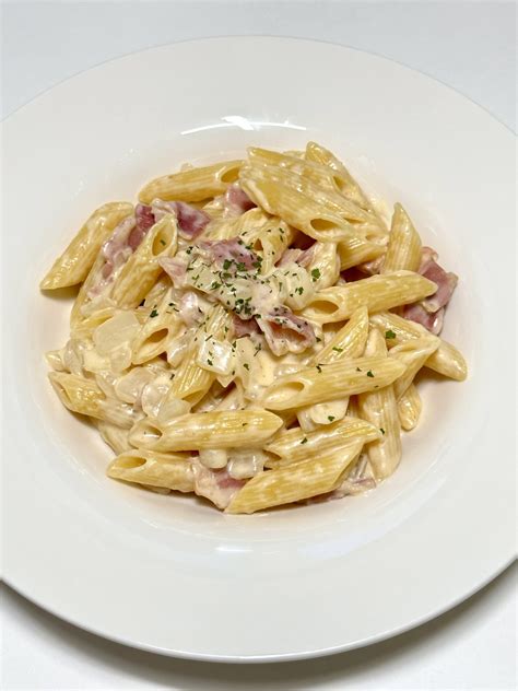 펜네 파스타로 베이컨 크림파스타 만들기