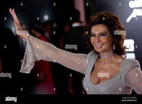 Italian Actress Sophia Loren Poses For Photos At The 2013 Pirelli