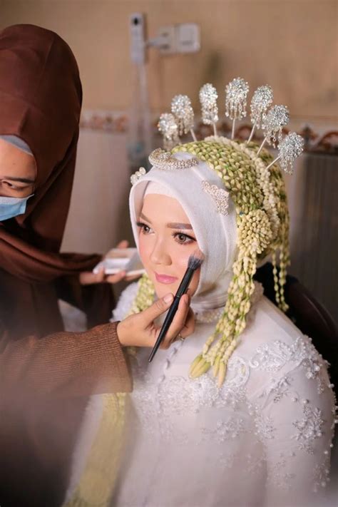 Pesona Makeup Pengantin Jawa Hijab Kombinasi Sempurna Tradisi Dan Syariat Wedding Market