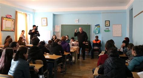 როგორი უნდა იყოს უსაფრთხო სკოლა Batumelebi • განათლება დისკუსია ბათუმში თავისუფალ