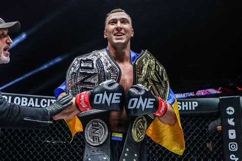 Roman Kryklia And Alex Roberts Vie For One Heavyweight Muay Thai Title