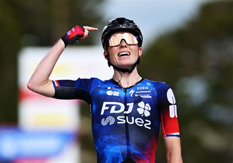 Demi Vollering Crushes Rivals On Final Stage To Claim Overall Victory