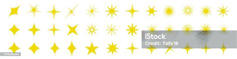 황금 반짝임 별 아이콘 세트입니다 별표 Png 크리스마스 황금 별 아이콘입니다 밝은 불꽃 놀이 라이트 골드 아이콘 세트입니다 플래시 빛 스파클 아이콘 눈부심 깜박임 별 검은