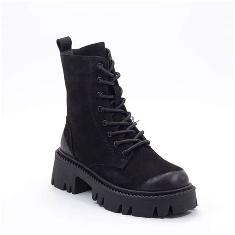 Дамски боти в черно Kiara Обувки