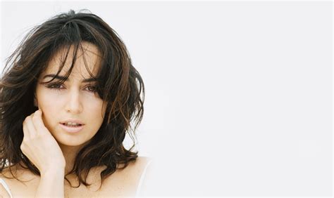 2048x1220 Resolution Ana De La Reguera Pretty Hd Wallpaper 2048x1220 Resolution Wallpaper