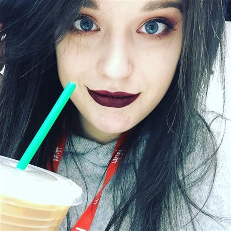 Morgan Thiel Assistant Store Manager Vans A Vf Company Linkedin